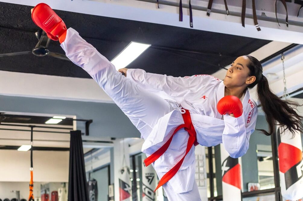 VIDEO: Ocoeña gana oro en Campeonato de Karate en Panamá - El Ocoeño